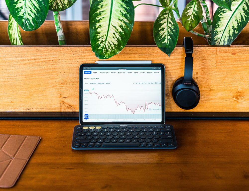 Timing the Market vs Time in the Market: Is One Better Than the Other ...